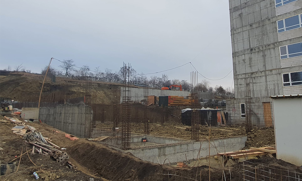 scoala-privata-iasi-rediu2-spate