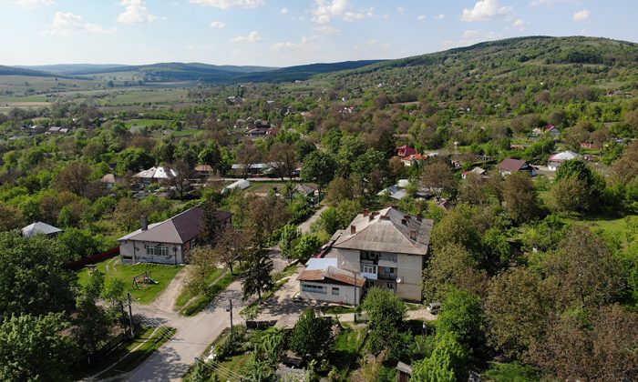 SCHIȚĂ Traseul primei piste pentru bicicliști pe ruta Bârnova ...