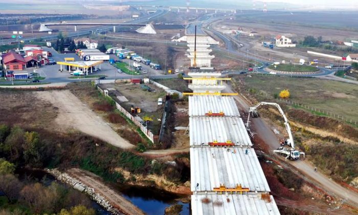VIDEO Imagini din dronă cu autostrada Sebeș - Turda. Primul tronson va ...