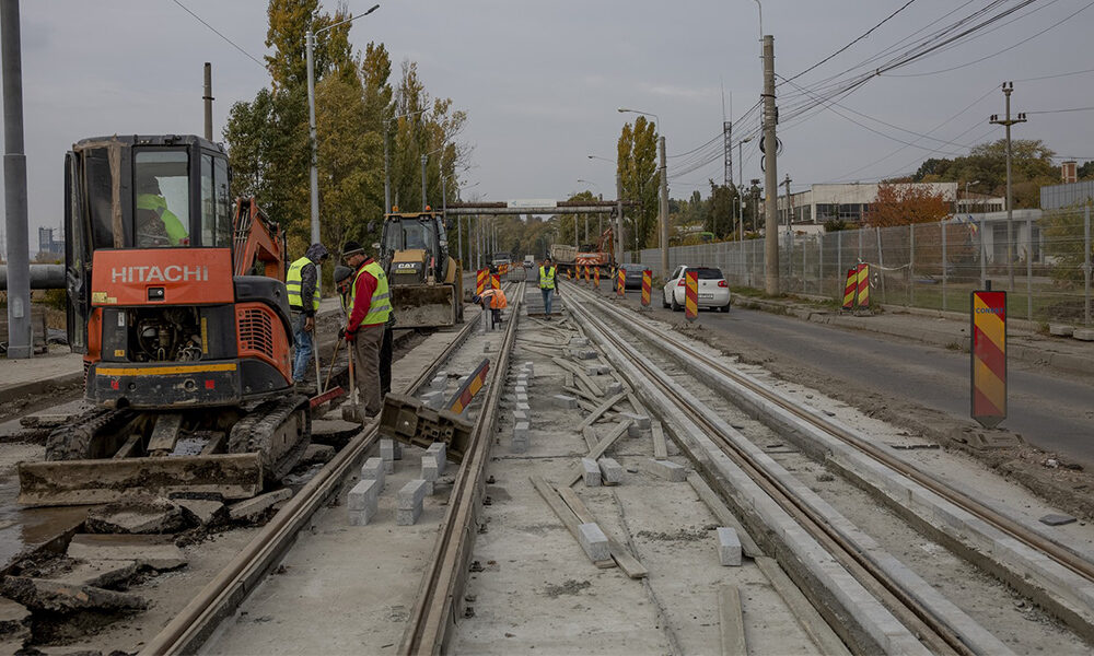 FOTO Stadiul lucrărilor la calea de rulare Iași - Dancu » Apix.ro