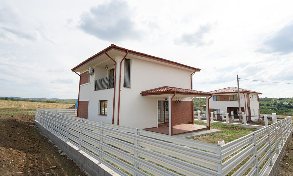 VIDEO/FOTO Un nou jucător pe piața imobiliară ieșeană: 96 de case individuale » Apix.ro