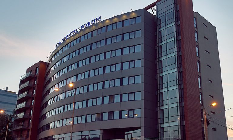 Hotelul Continental Forum din Păcurari a ajuns în ultima fază pentru ...